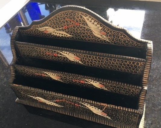 Letter Stand Dec 2022 (2) – McNeill Gallery